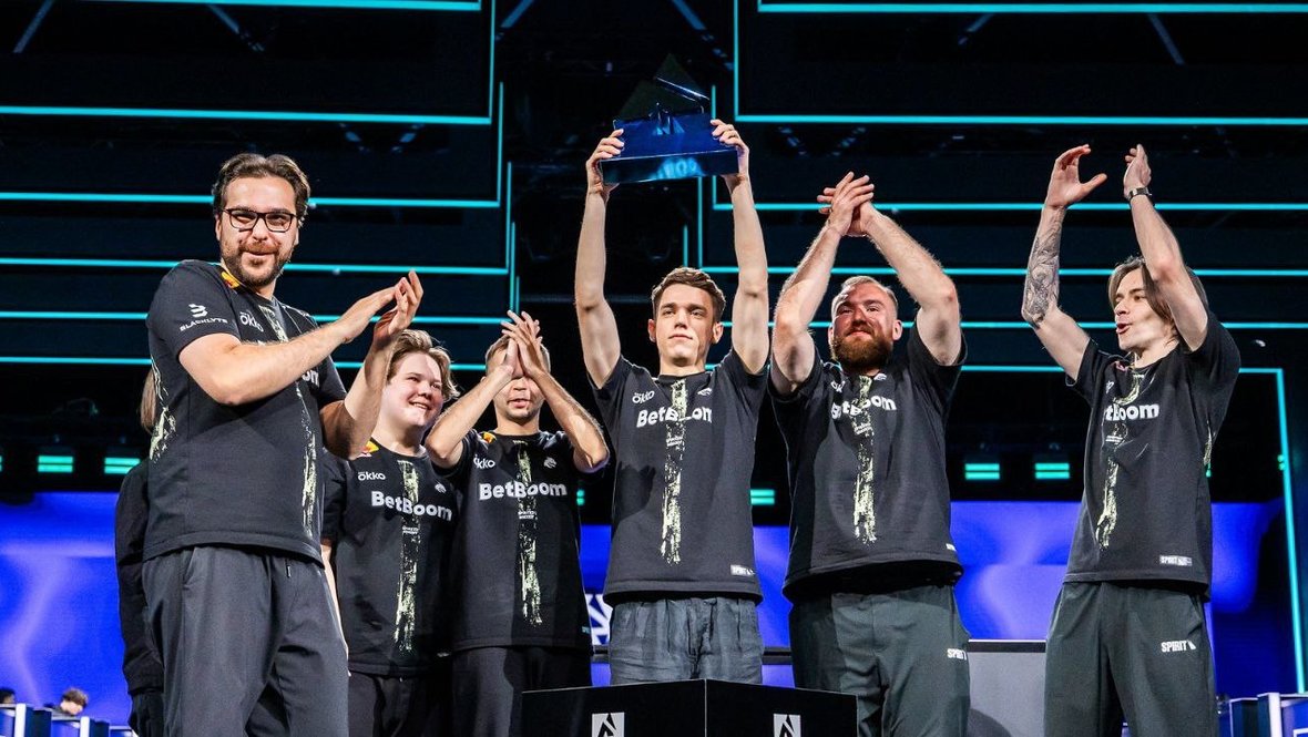 Team Spirit вернулась в пятерку лучших команд CS2 в рейтинге HLTV ...